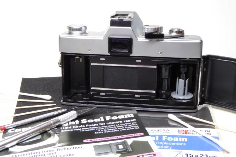 Guide to Replacing Light Seals - High 5 Cameras